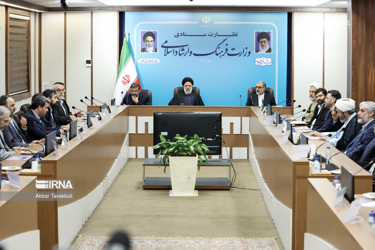 تمدن ایرانی اسلامی داشتههای ارزشمندی برای عرضه در سینما دارد پایگاه